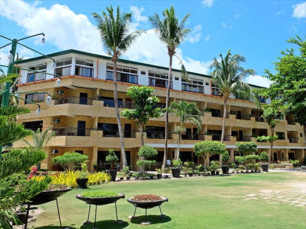 Book Dumaluan Beach Resort, in Panglao, Bohol | WayPH.com